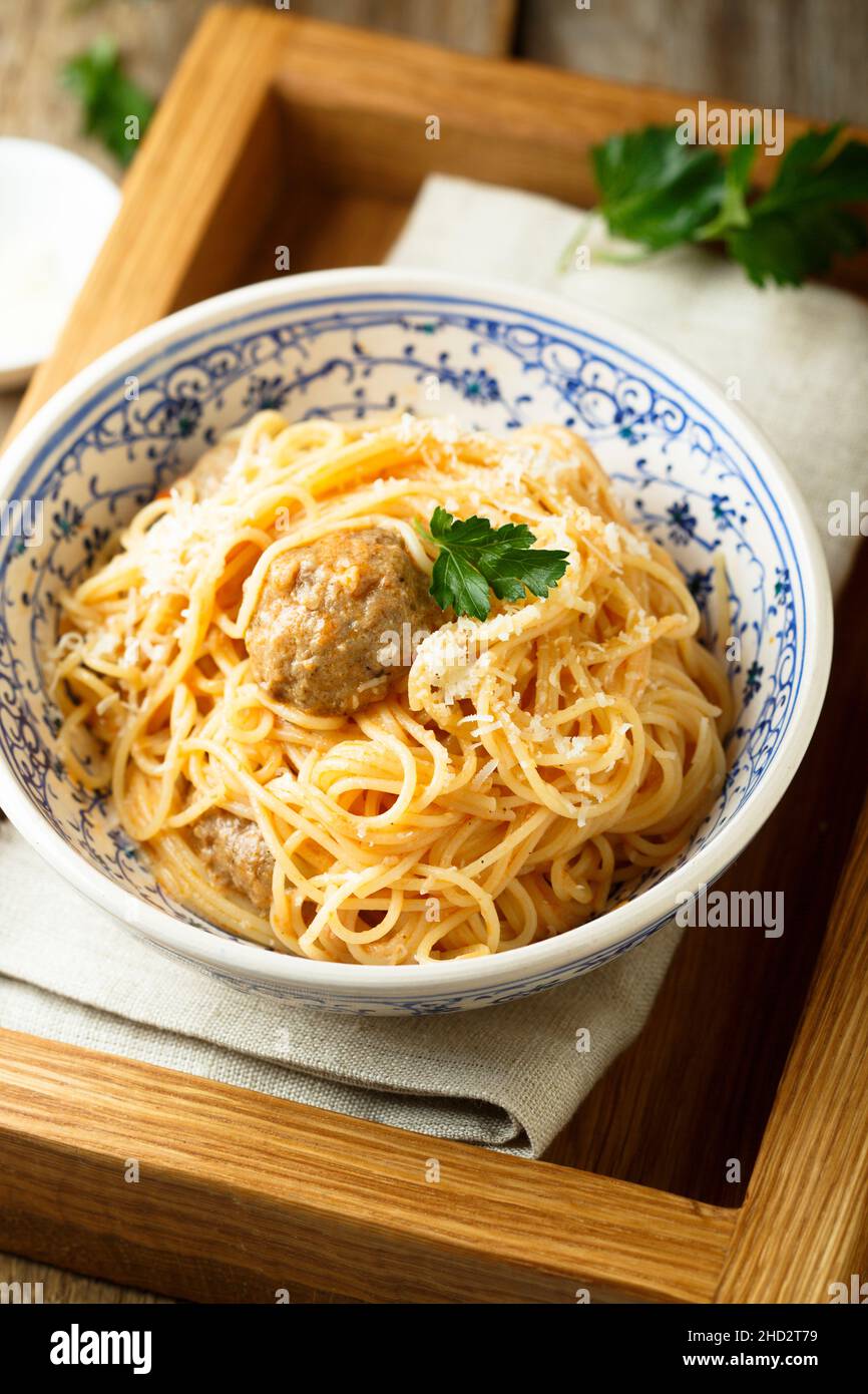Spaghetti with meatballs and cheese Stock Photo - Alamy