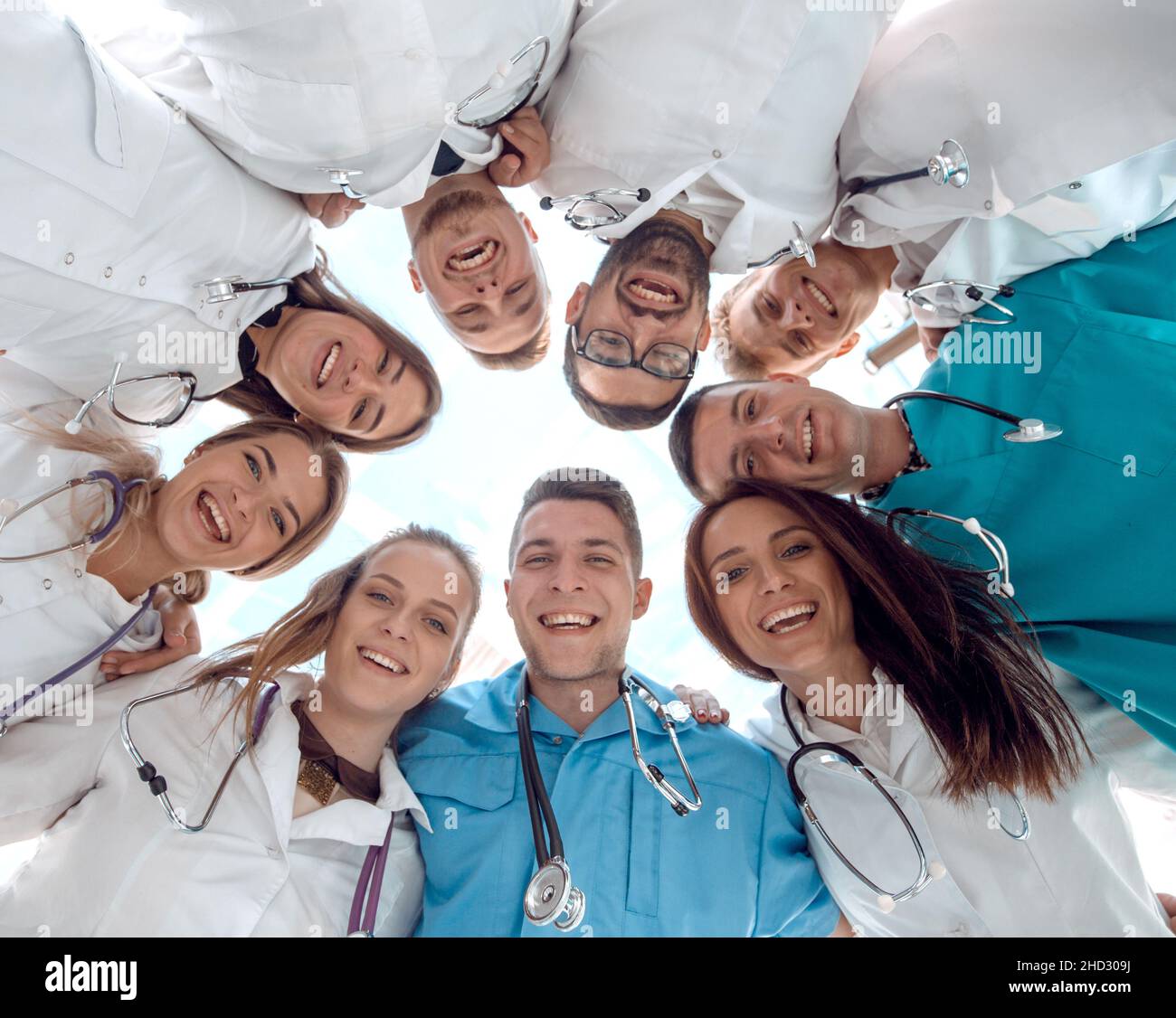 Healthcare professionals circle hi-res stock photography and images - Alamy
