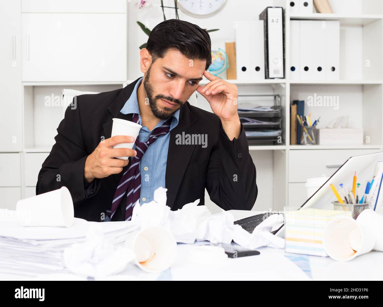 Spanish male worker is having complicated issue with project Stock ...