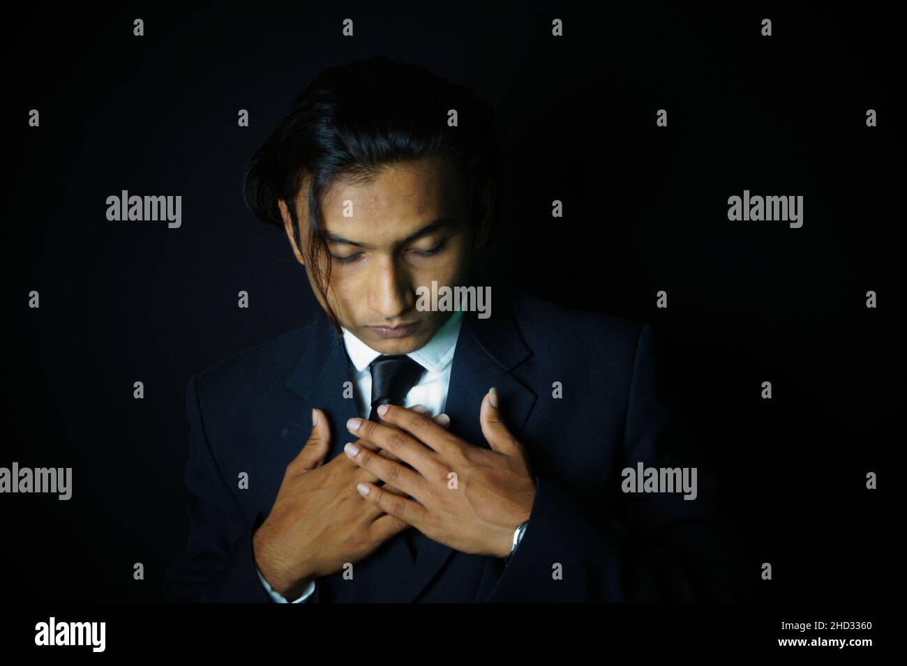 Handsome indian man hi-res stock photography and images - Alamy