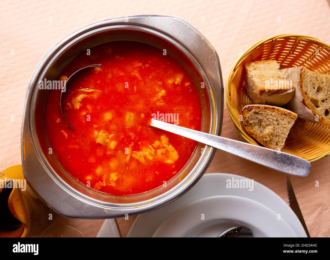 Food callos with chickpeas, pepper and beef tripe, served in bowl Stock ...