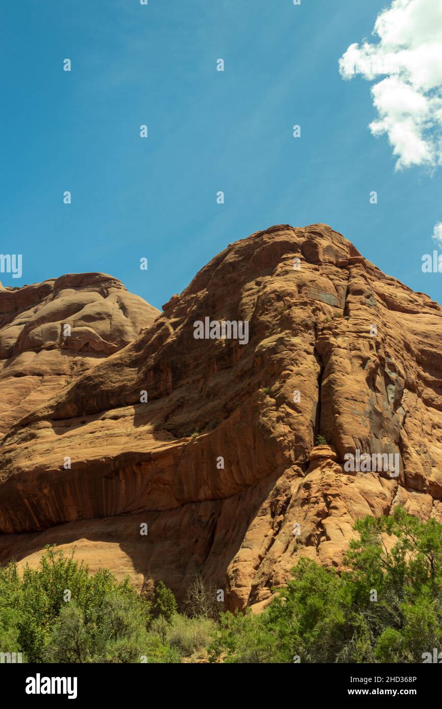 Beautiful cliffs rock formations hi-res stock photography and images ...