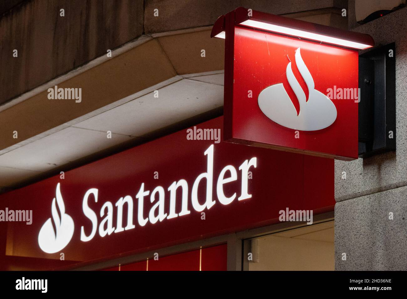 A close-up of a Santander bank sign Stock Photo - Alamy