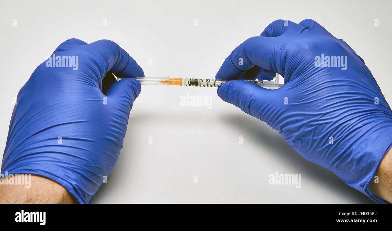 Nurse cap syringe hi-res stock photography and images - Alamy