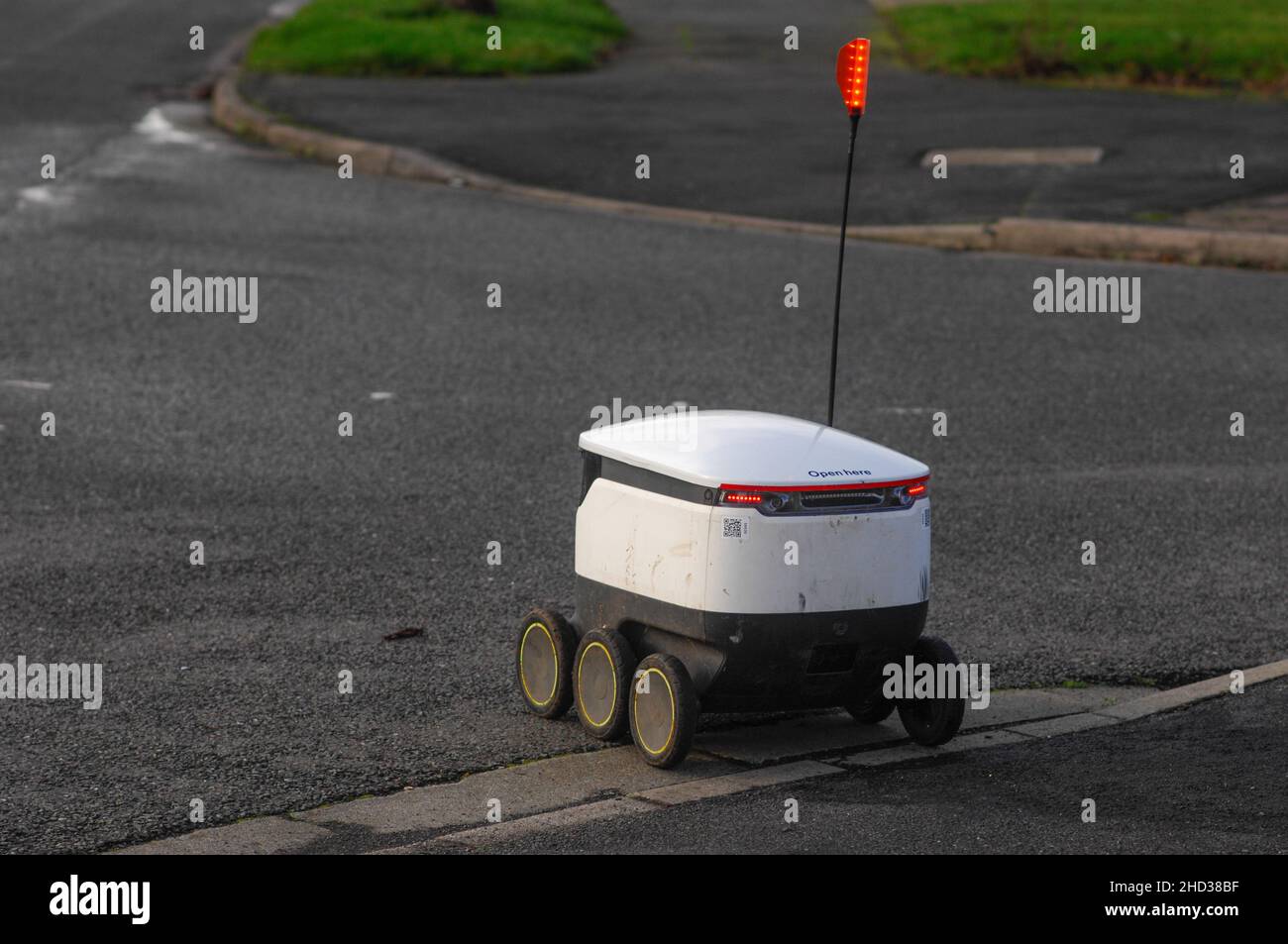 Starship Robots Technologies Stock Photo - Alamy