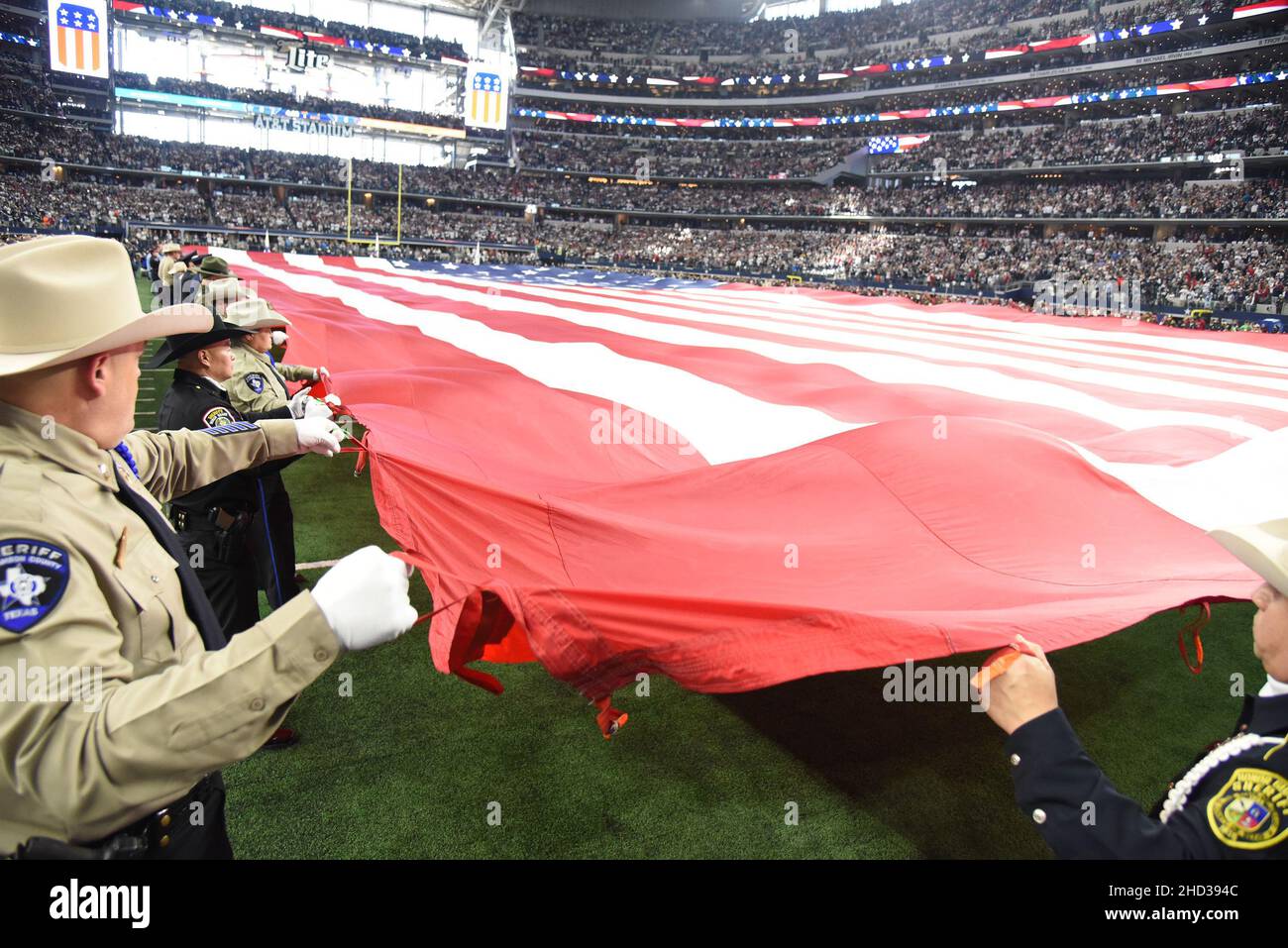 Dallas cowboys stadium flag hi-res stock photography and images - Alamy