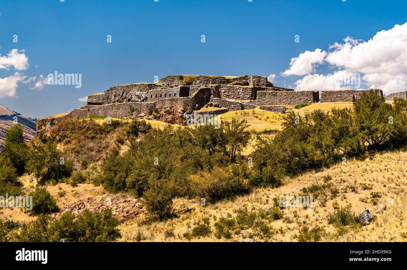 Puka Pukara Fortress in Cusco, Peru Stock Photo - Alamy