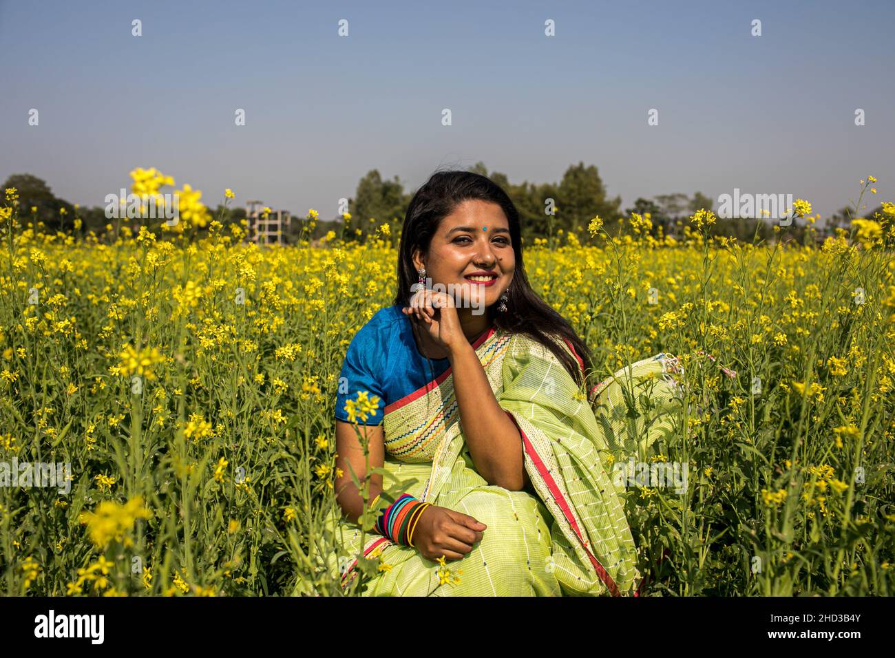 Dhaka, Bangladesh. 31st Dec, 2021. A woman poses for a photo at a ...