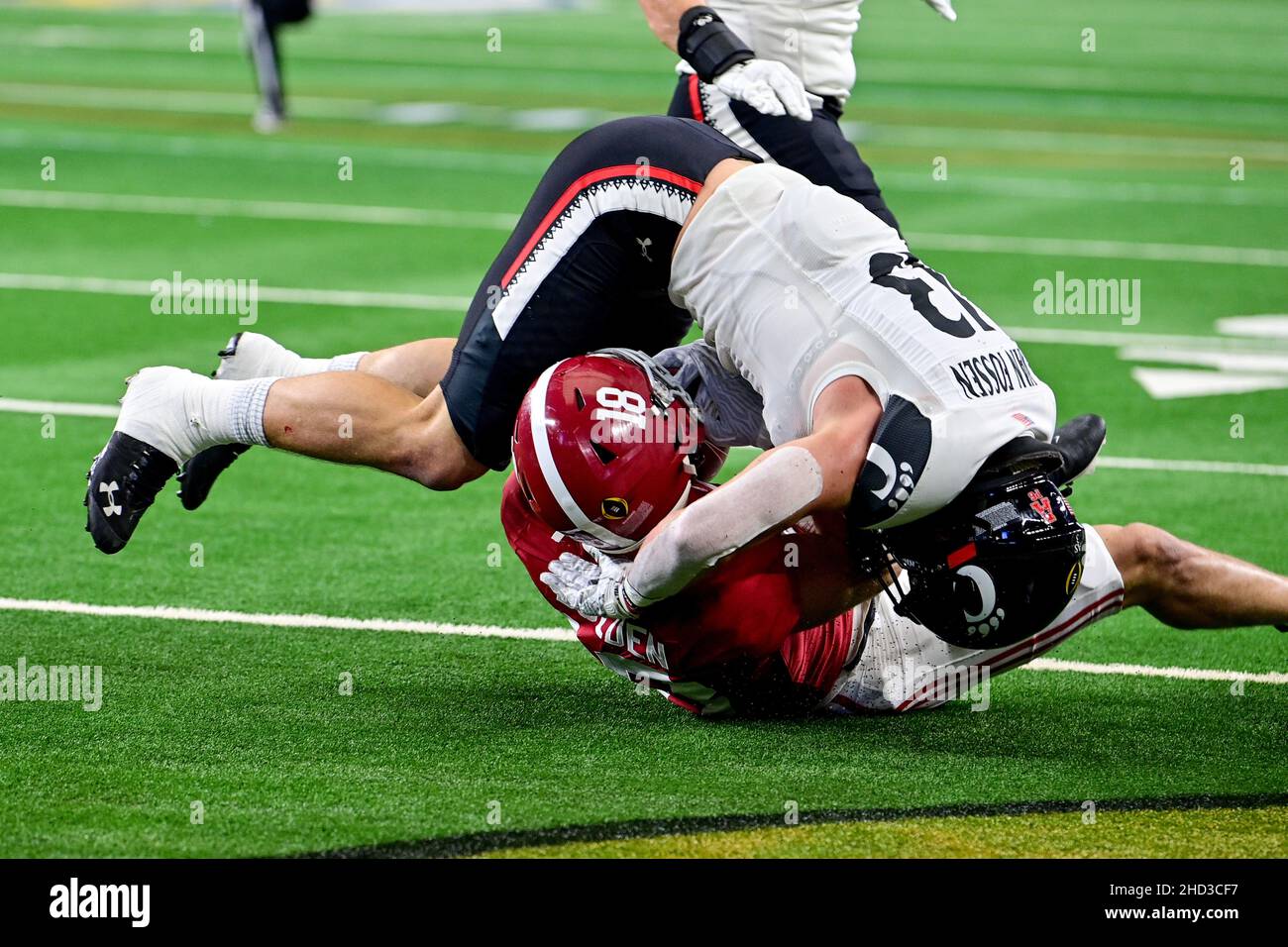 Alabama Crimson Tide wide receiver Slade Bolden (18) dives into the end ...