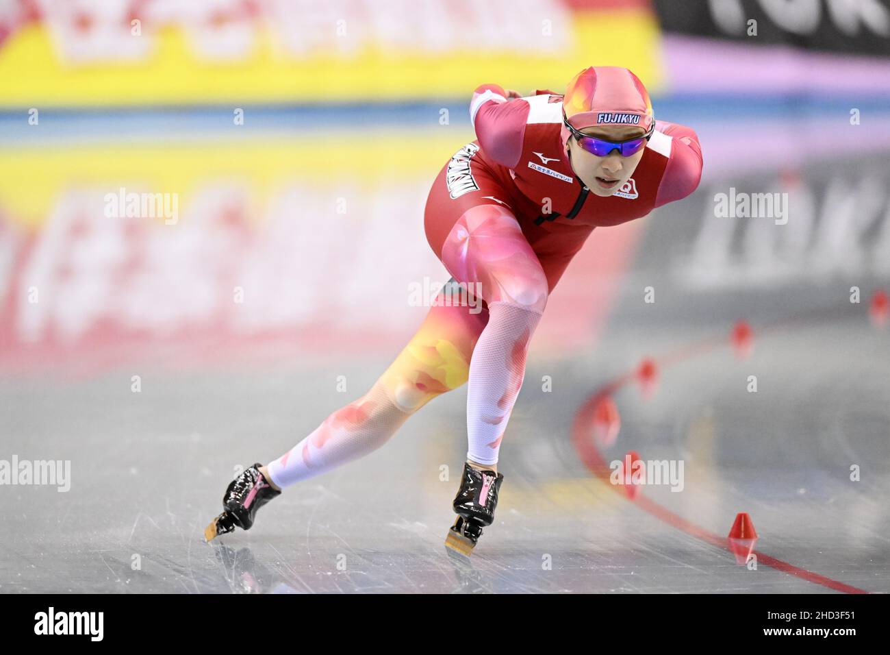 Nagano, Japan. Credit: MATSUO. 31st Dec, 2021. Yuna Onodera Speed ...
