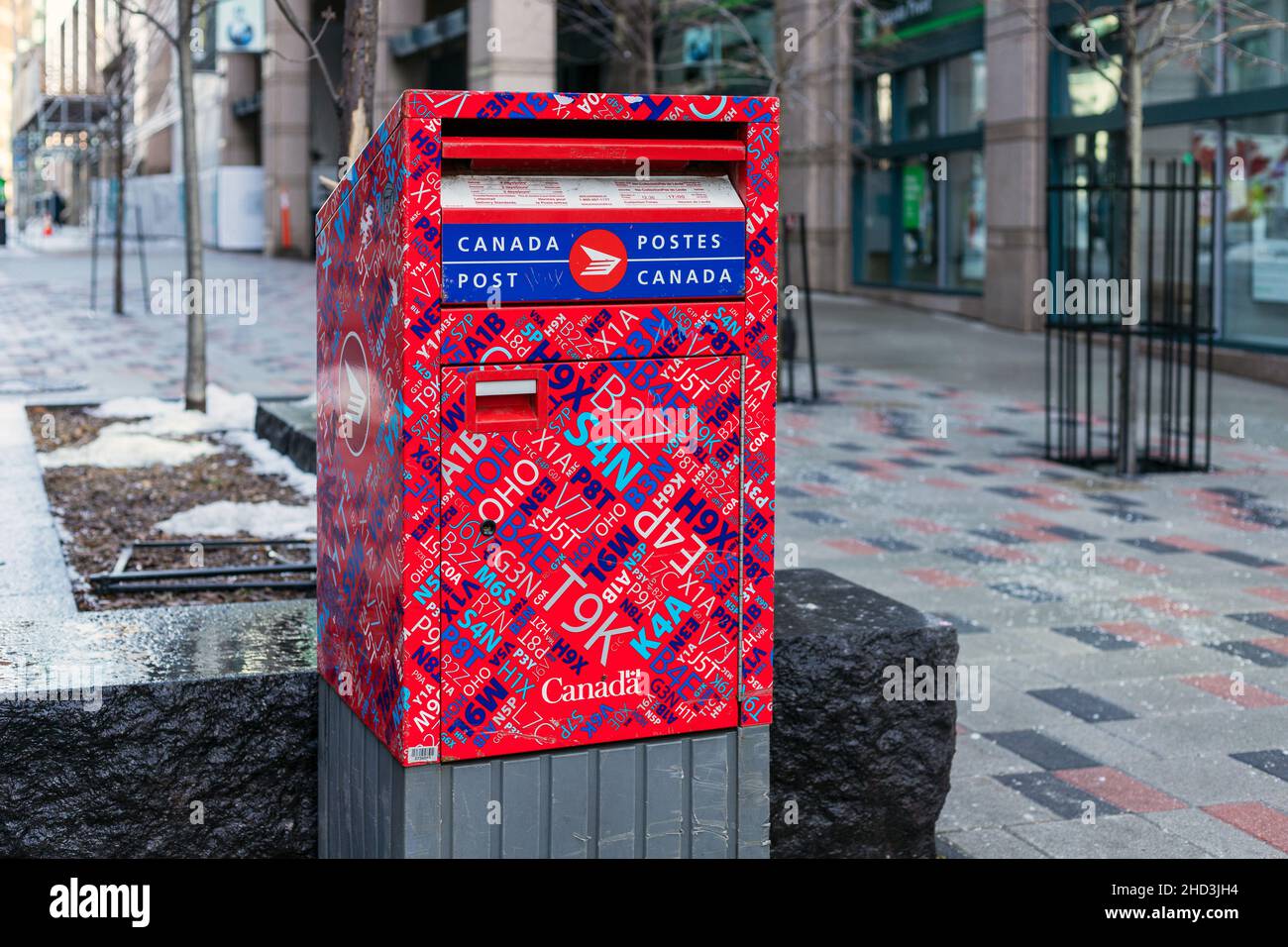 Canada post letter carrier hi-res stock photography and images - Alamy
