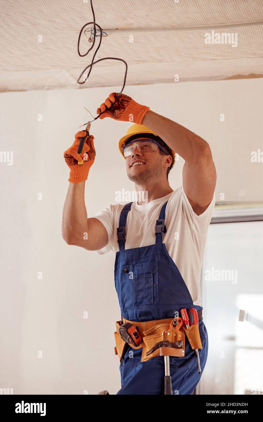 Cable ladder hi-res stock photography and images - Alamy