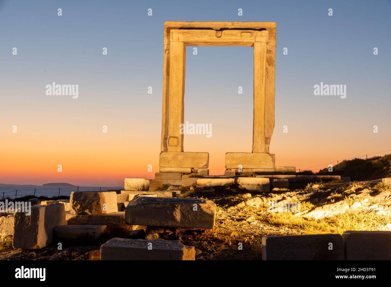 The Temple of Apollon (Portara) in Naxos City, Naxos, Greece Stock ...