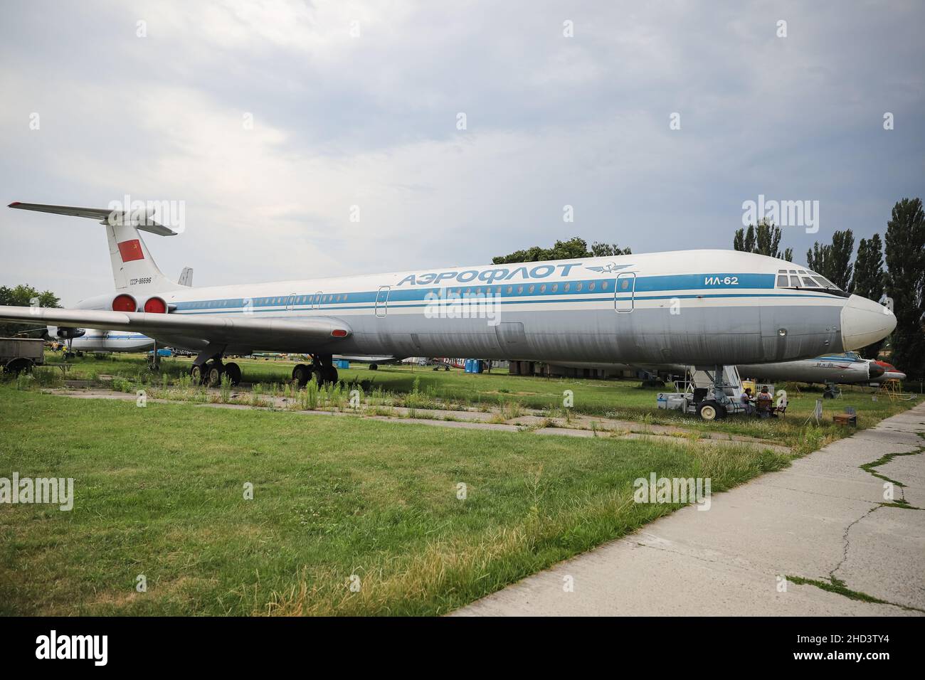 Ilyushin il 62 aircraft hi-res stock photography and images - Alamy