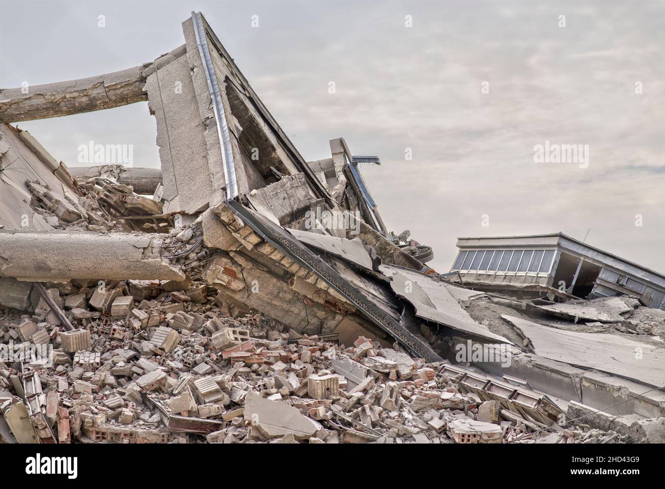 Collapsed industrial building Stock Photo - Alamy