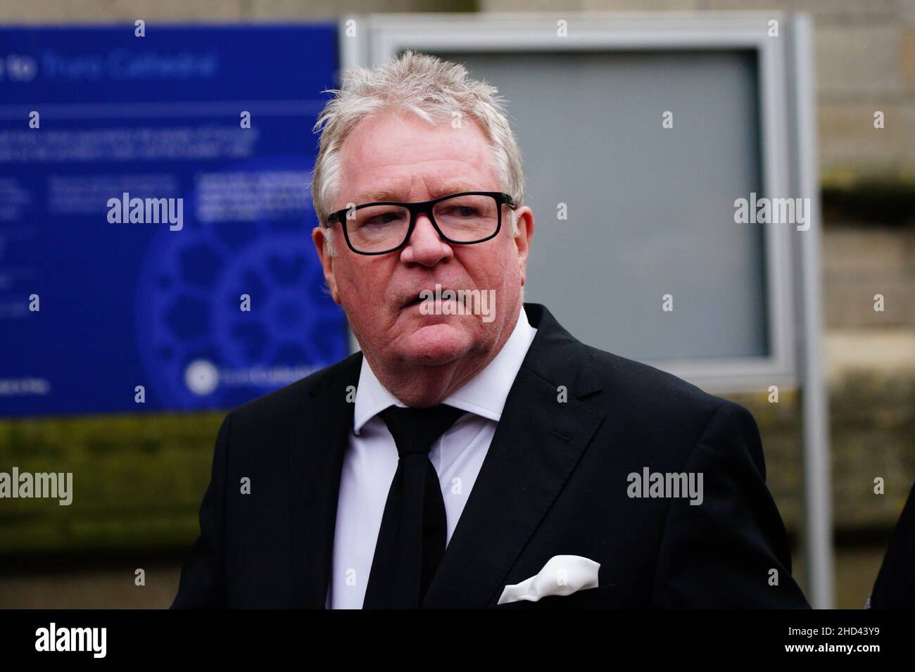 Jim Davidson arrives for the funeral of Cornish comedian Jethro at ...