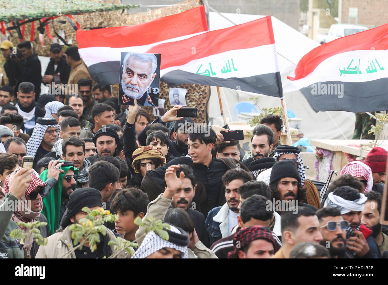 Al salam cemetery hi-res stock photography and images - Alamy