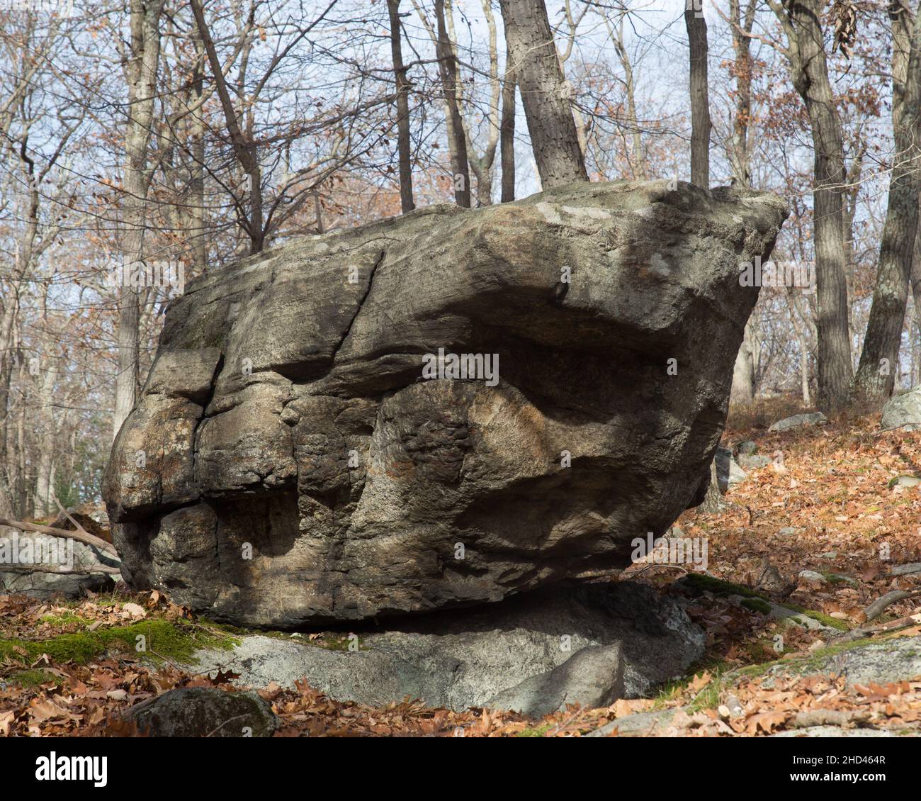 Huge granite cliff hi-res stock photography and images - Alamy