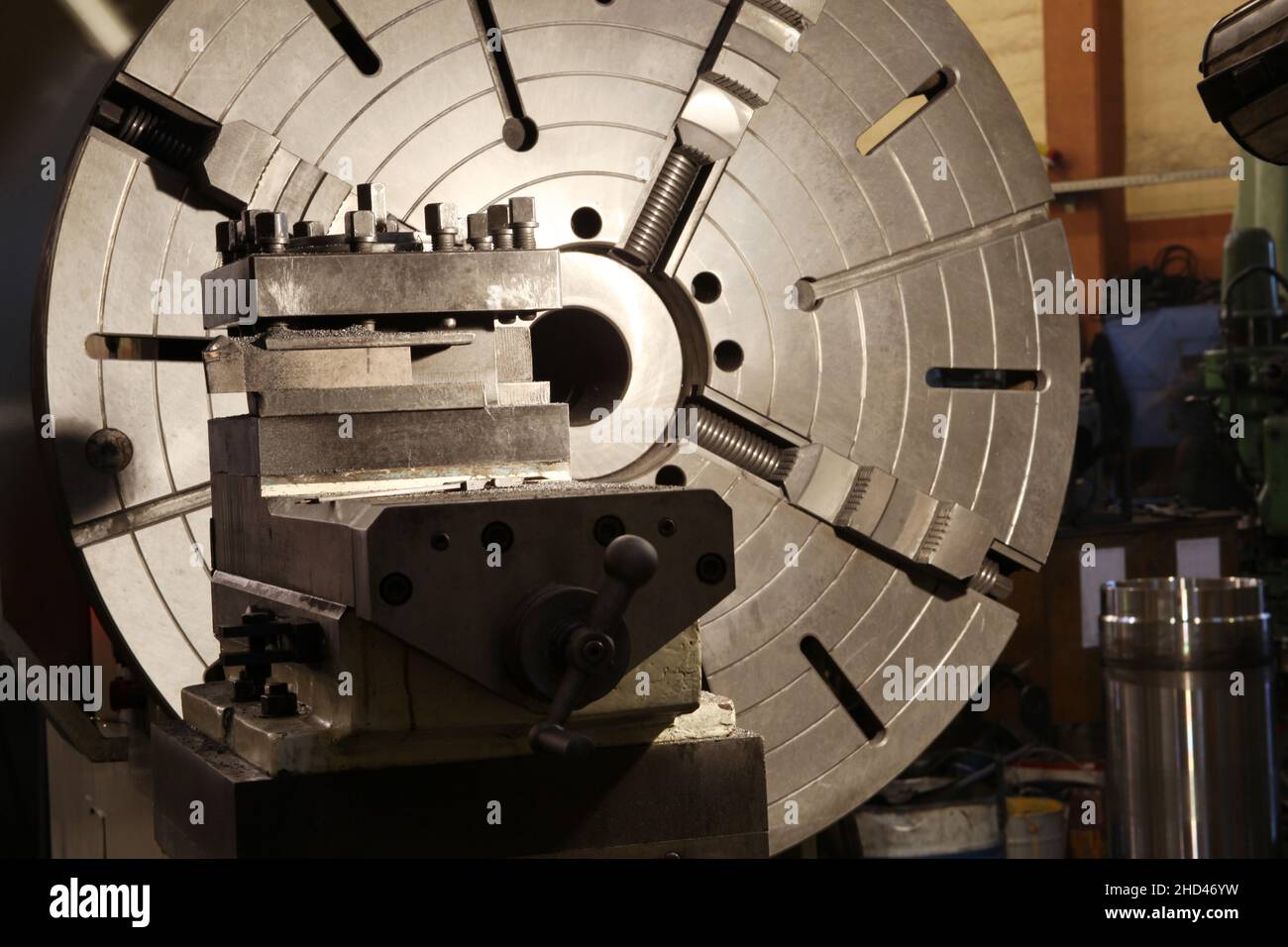 large lathe machine, metal workshop Stock Photo - Alamy