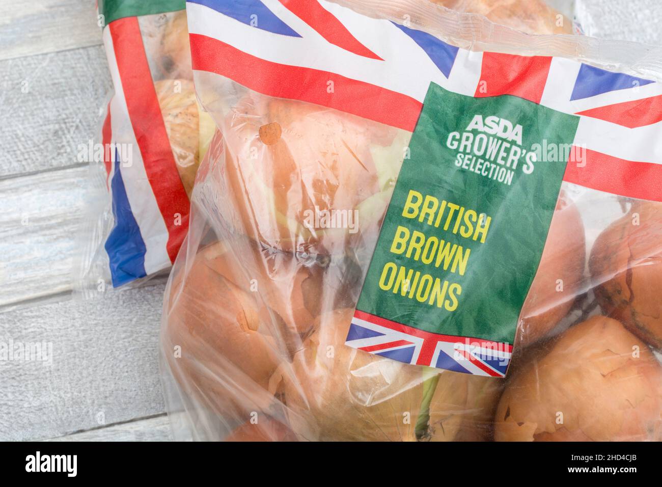ASDA plastic packed Brown Onions / Allium cepa. Called yellow onions ...