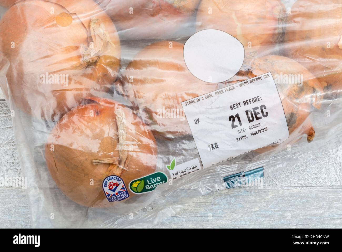 ASDA plastic packed Brown Onions / Allium cepa. Also called yellow ...