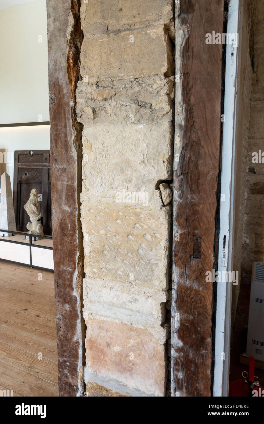 Internal wall construction hi-res stock photography and images - Alamy