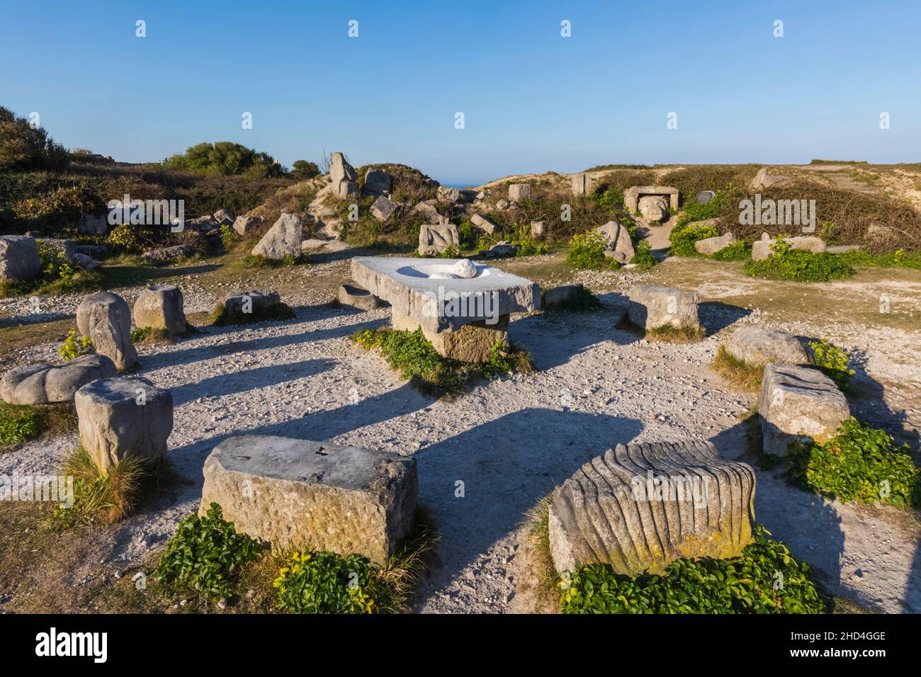 Tout quarry sculpture park and reserve hi-res stock photography and ...