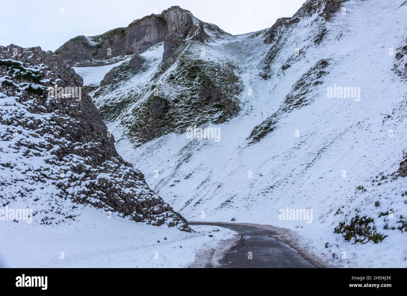 Winnats pass snow road hi-res stock photography and images - Alamy