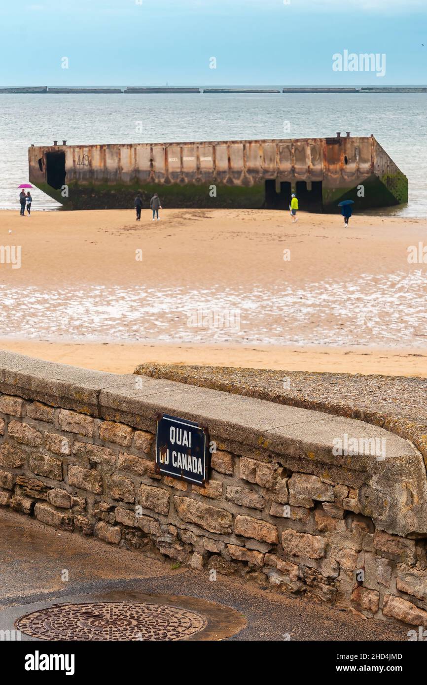 War memorial in arromanches in hi-res stock photography and images - Alamy