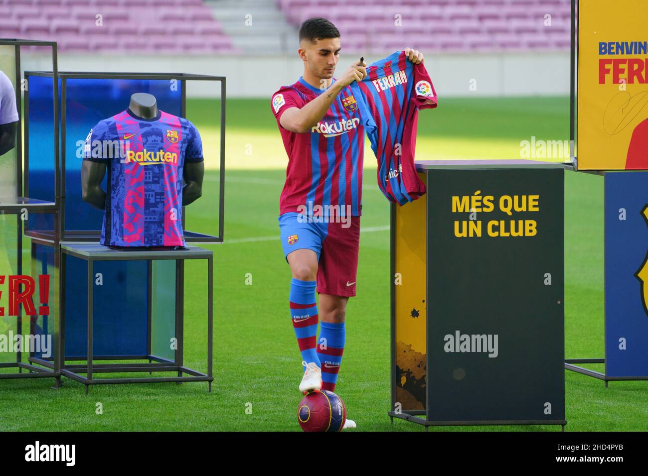3rd January 2022; Nou Camp, Barcelona, Spain: La Liga football ...