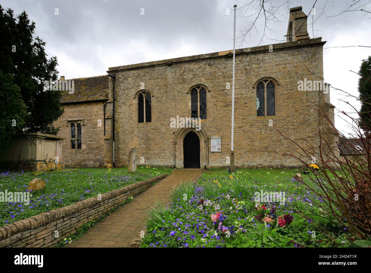 St michaels church sutton hi-res stock photography and images - Alamy
