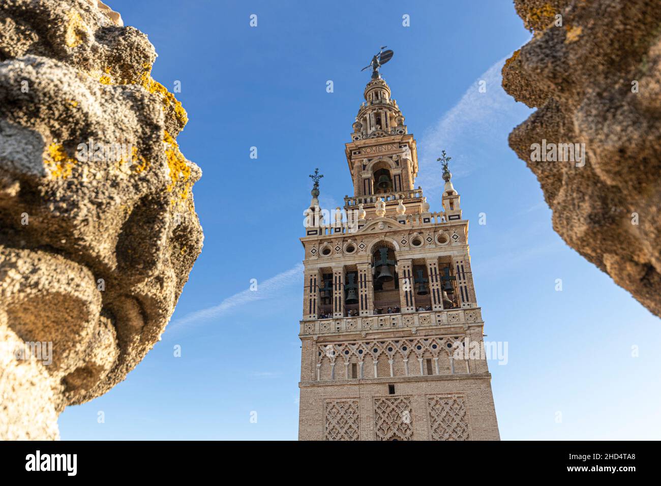 Sevilla, Spain. The Giralda tower seen from the Cathedral rooftop Stock ...