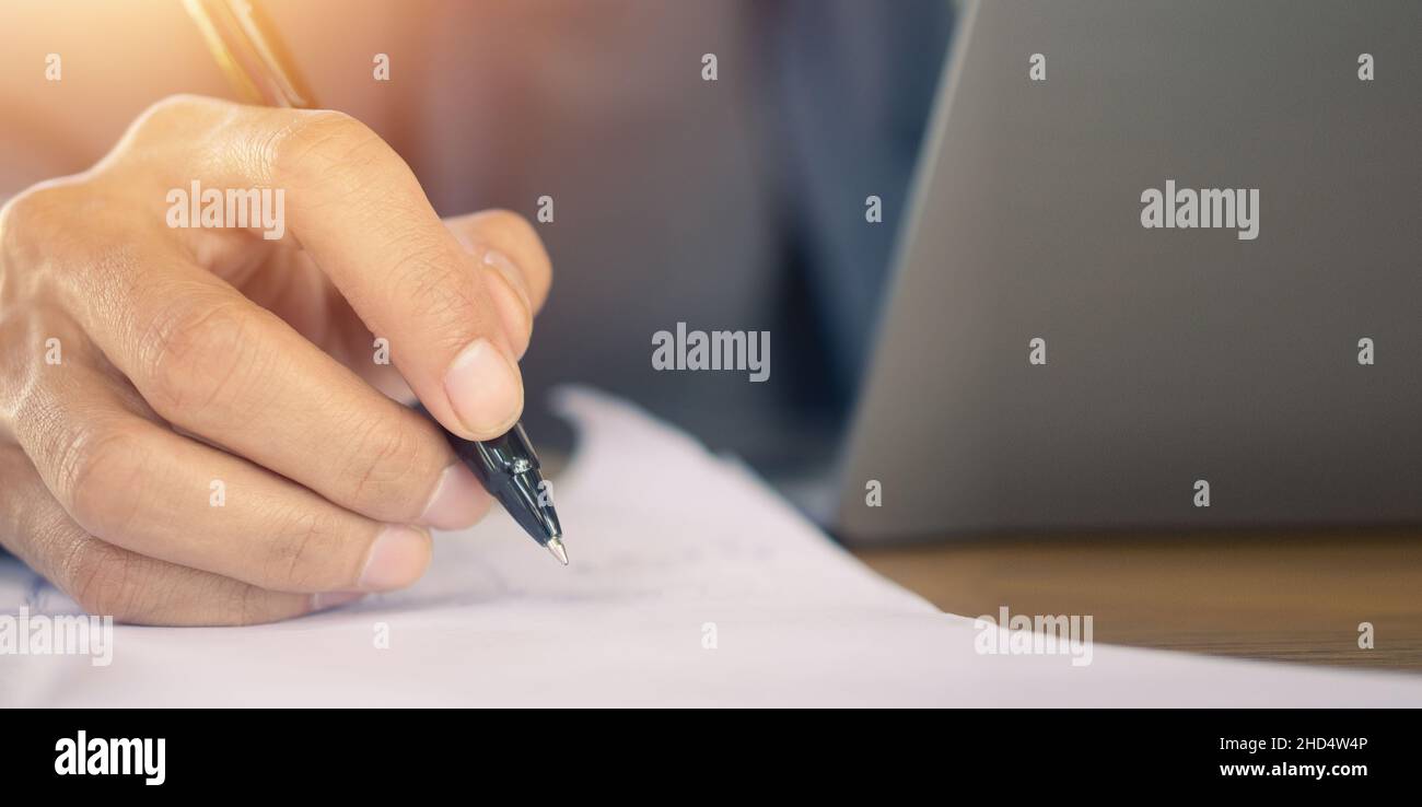 Closeup hand write on paperwork , Hand hold pen sign document Stock ...