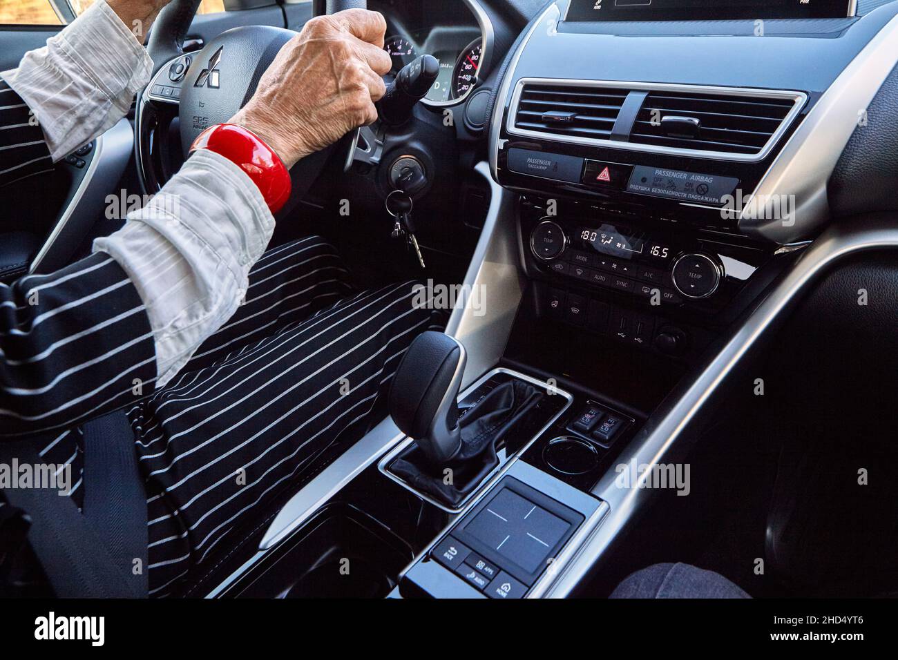 Aged hads hi-res stock photography and images - Alamy
