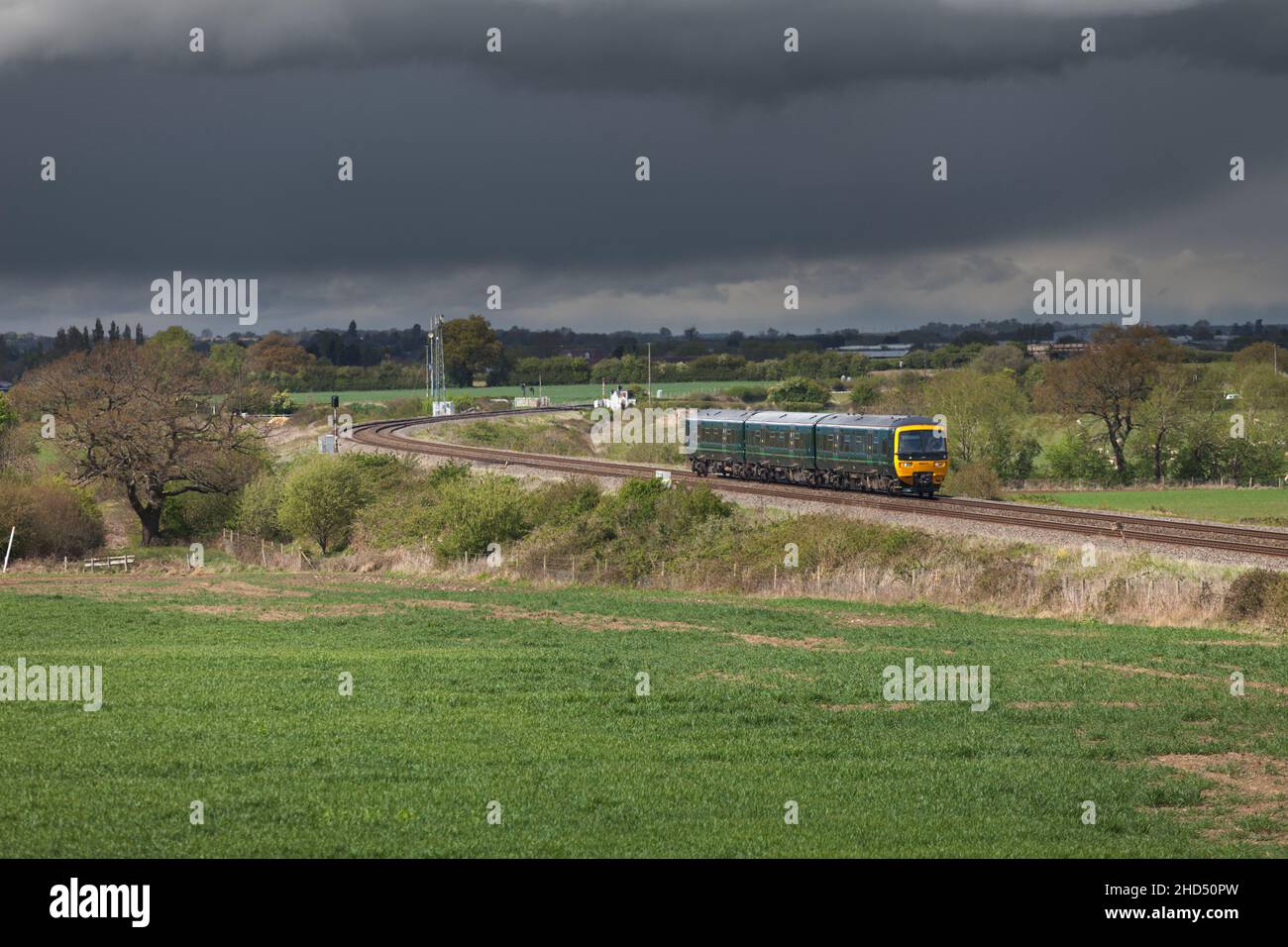 Great Western railway class 166 Thames turbo train passing Stoke ...