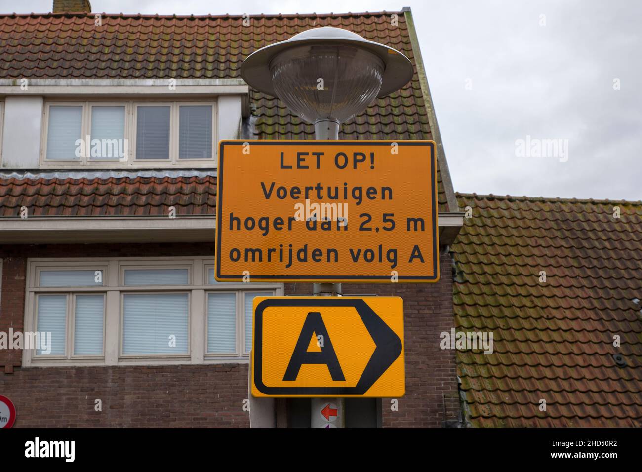 Height Warning Sign At Amsterdam The Netherlands 2-1-2021 Stock Photo ...