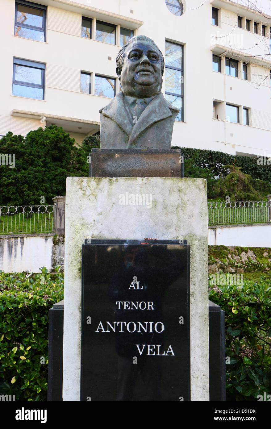 Bust bronze sculpture on a stone plinth of Antonio Vela Mendicute who died in 1967 in Santander ...