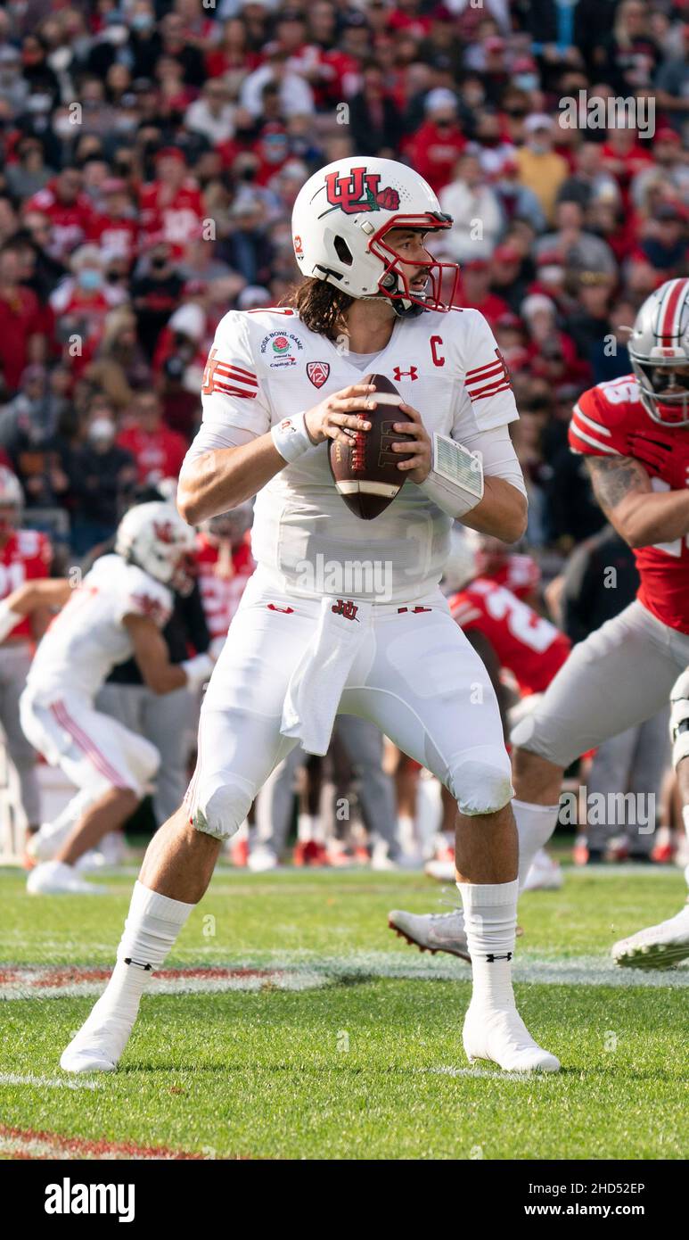 Utah Utes quarterback Cameron Rising (7) drops back for a pass during ...