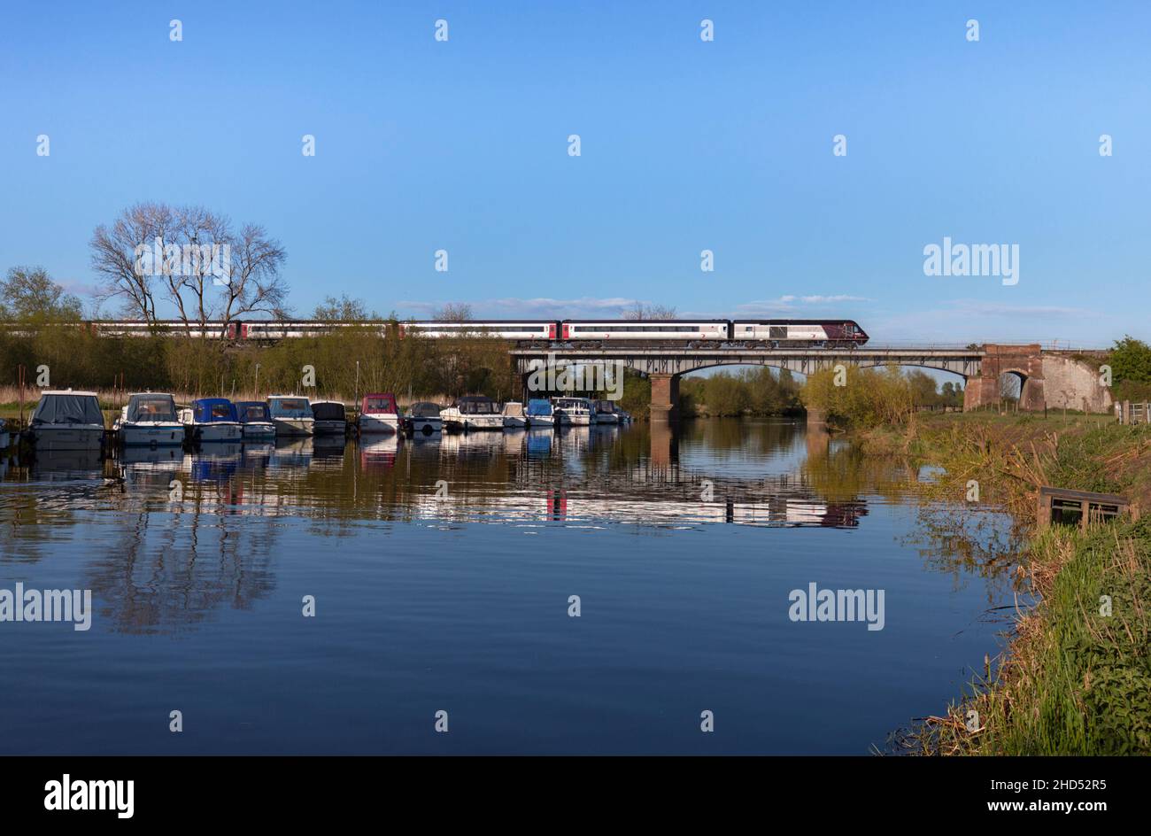 Cross country trains High speed train ( Intercity 125 ) crossing the ...