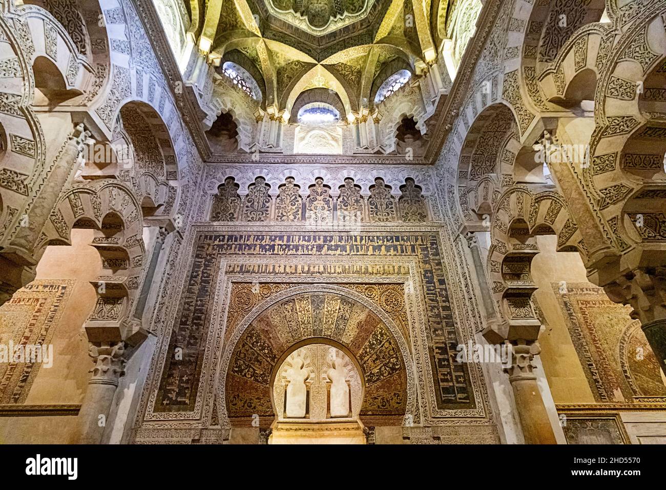 Mihrab great mosque of cordoba hi-res stock photography and images - Alamy
