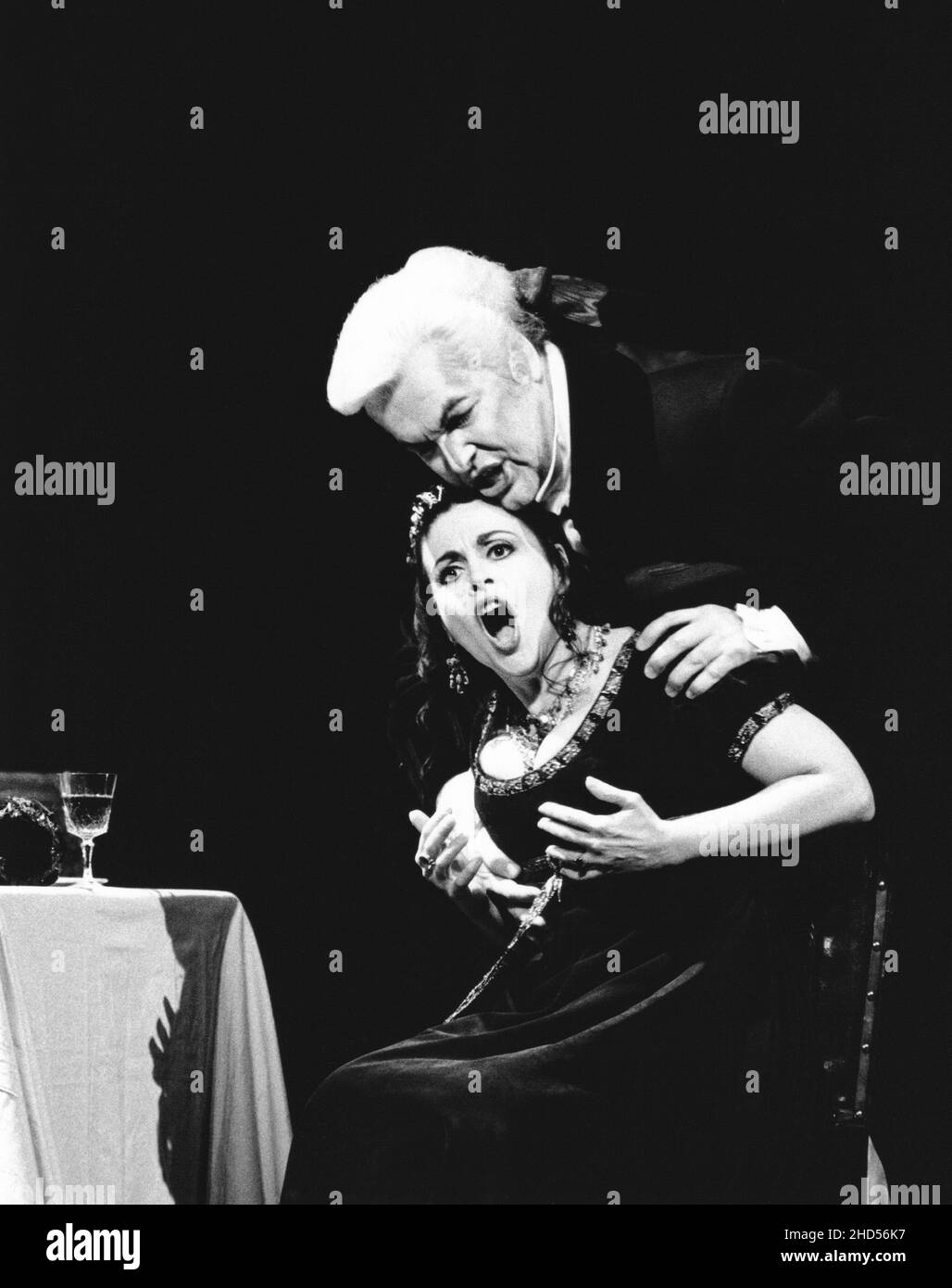 Act 2: Gregory Yurisich (Baron Scarpia), Catherine Malfitano (Floria ...