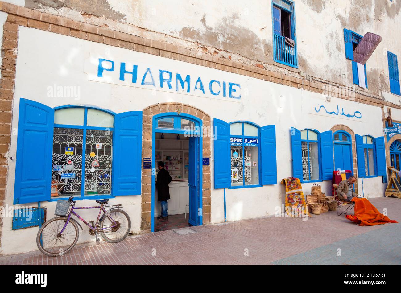 Chemist pharmacy shop morocco hi-res stock photography and images - Alamy