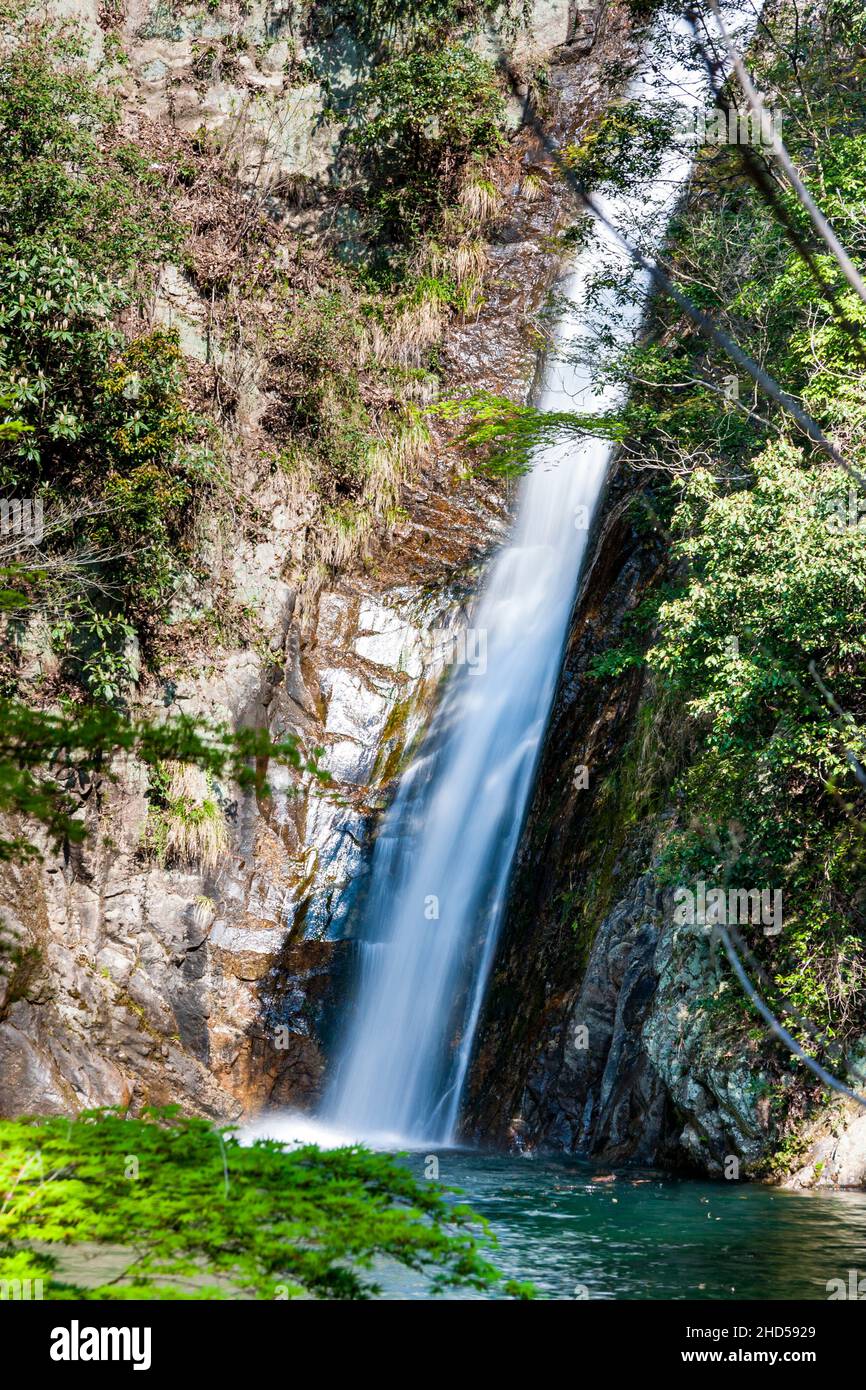 Famous waterfall, Mendaki, part of the Nunobiki falls, Kobe, Japan ...
