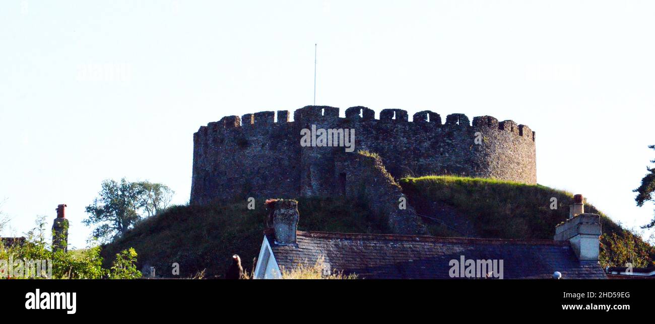 Totnes castle hi-res stock photography and images - Alamy