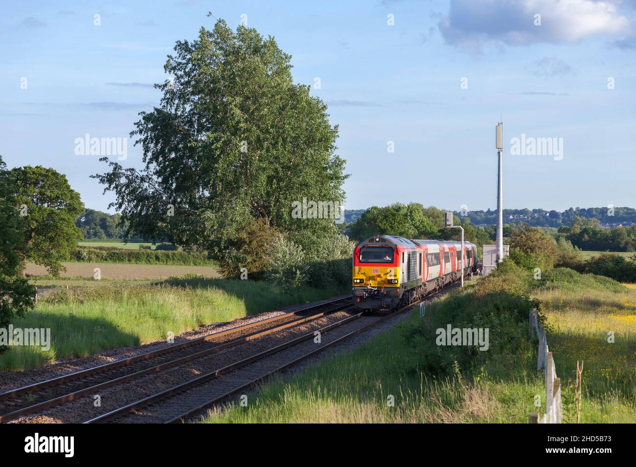 The Gerald of Wales Holyhead to Cardiff 'WAG' express (1716 Cardiff to ...