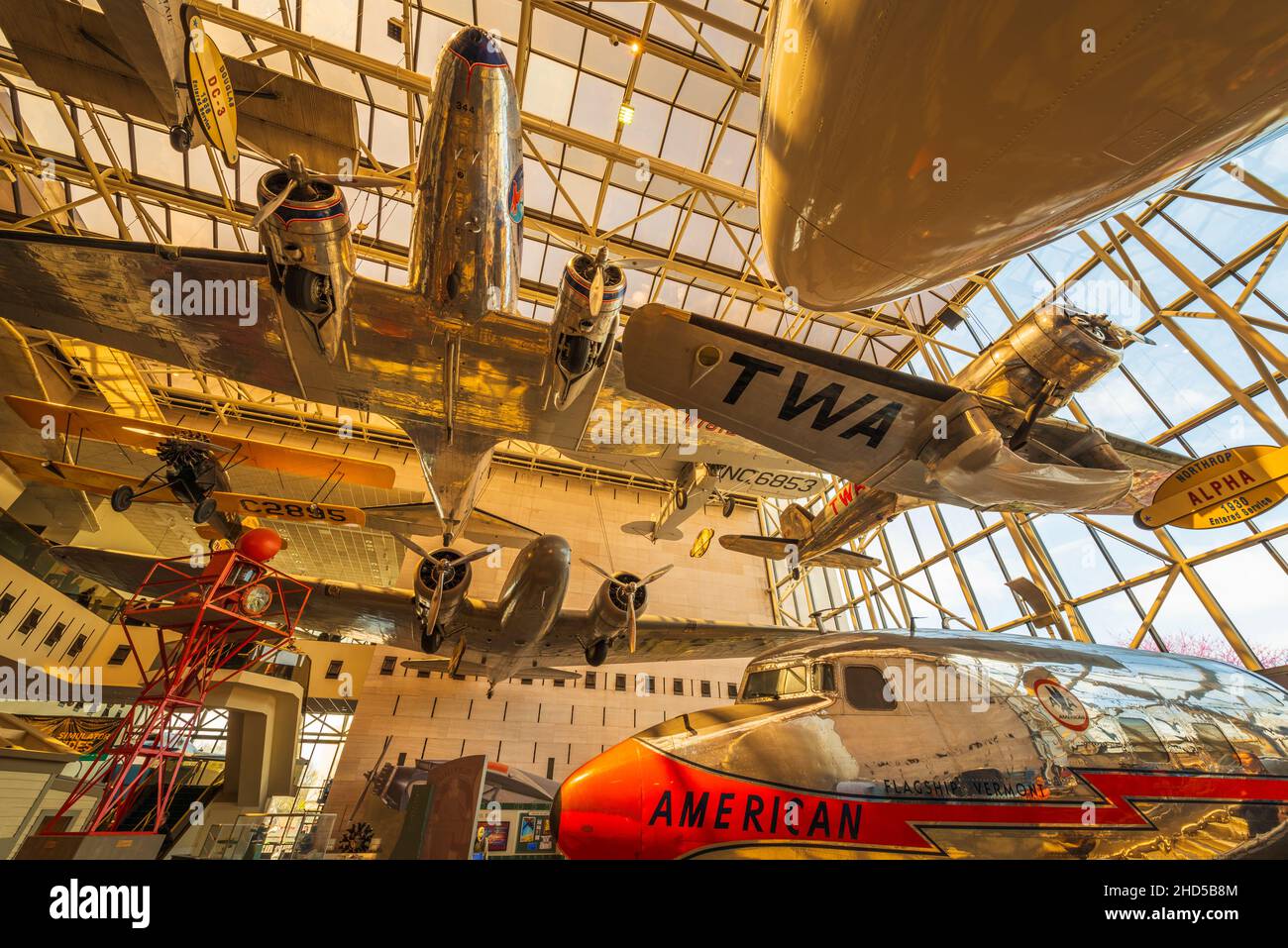 Airplane display at the Smithsonian National Air and Space Museum ...