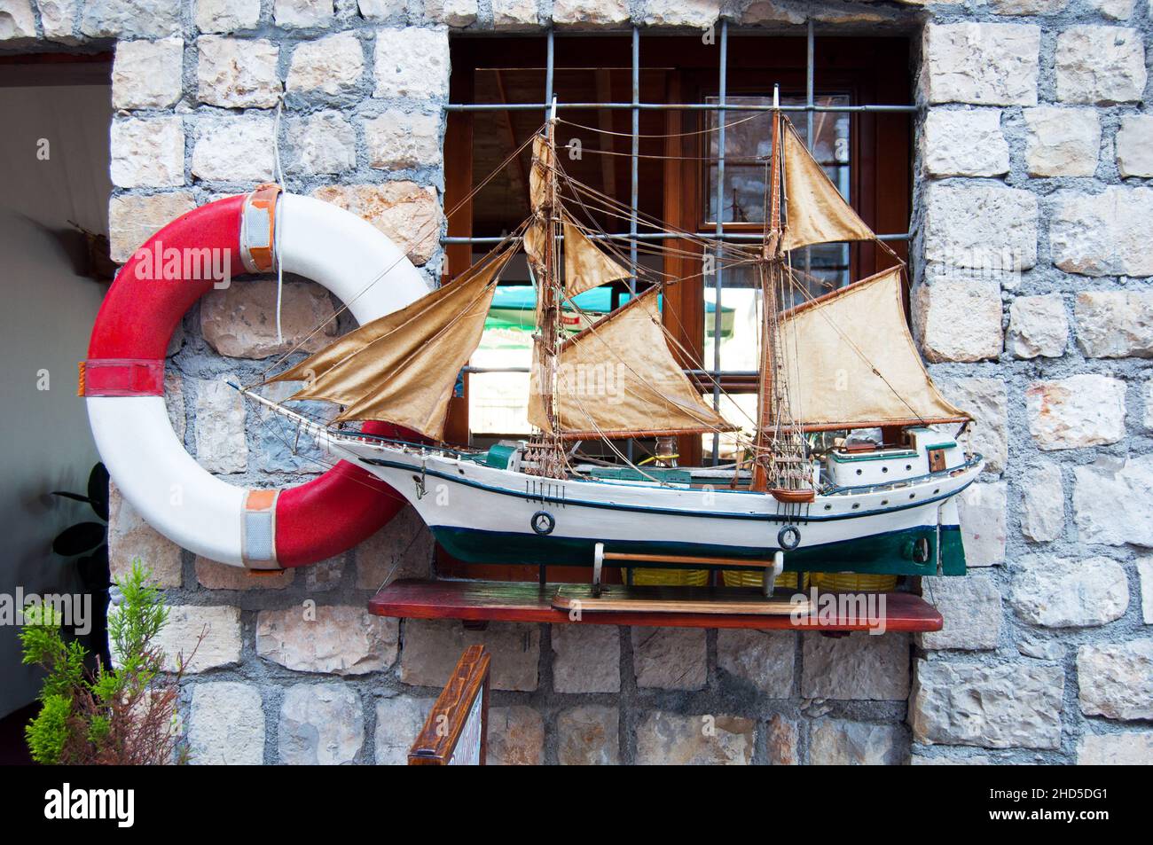 Sailing ship under full hi-res stock photography and images - Alamy