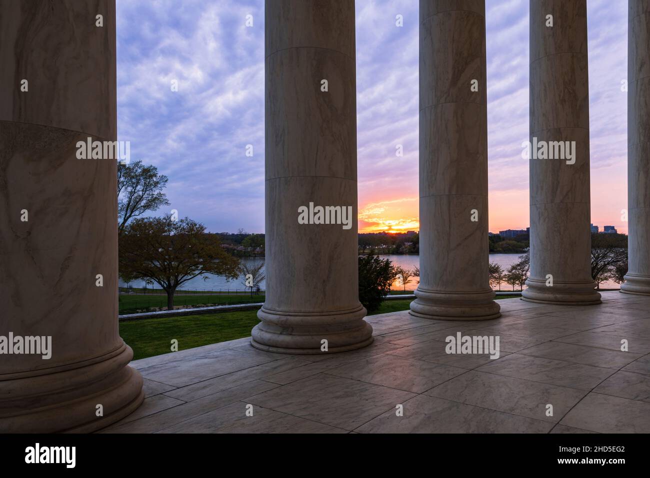 Sunset through columns at the Thomas Jefferson Memorial, Washington, DC ...