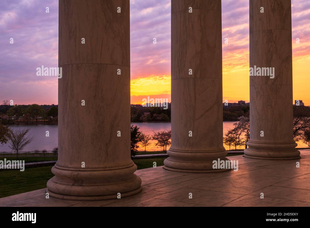 Sunset through columns at the Thomas Jefferson Memorial, Washington, DC ...