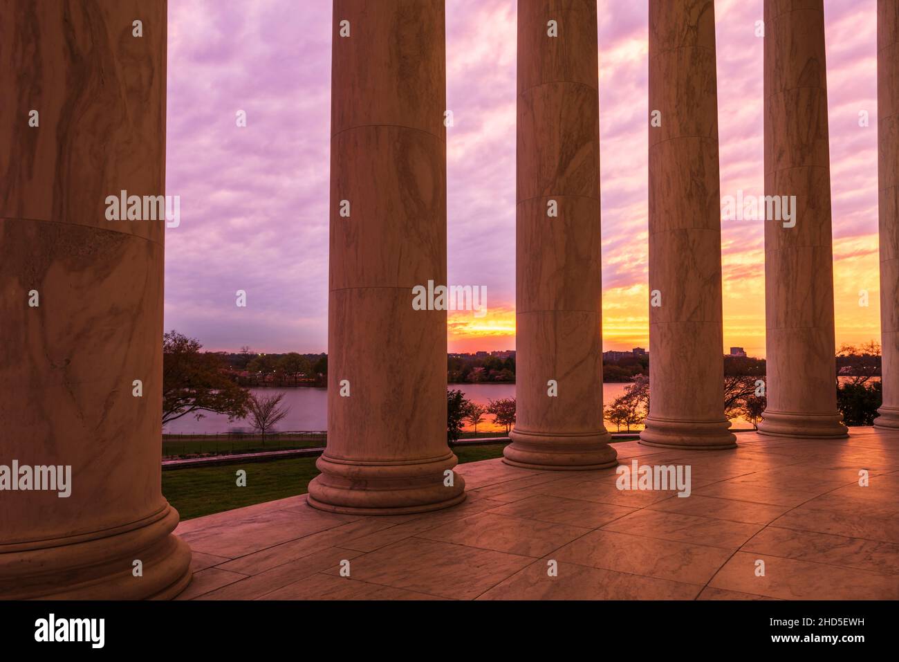 Sunset through columns at the Thomas Jefferson Memorial, Washington, DC ...